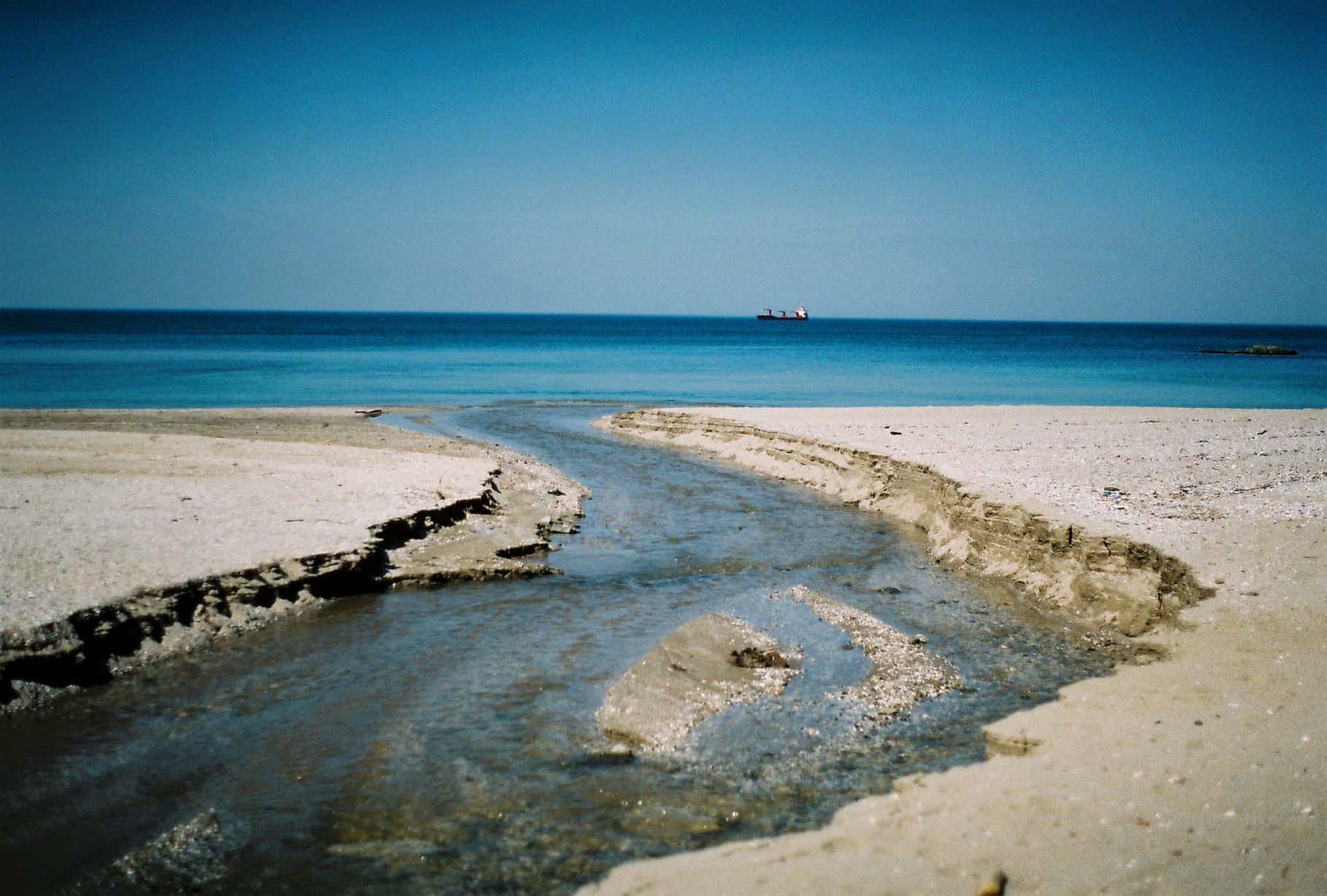 Istanbul’s Hidden Beach: The Beautiful Secret of Kilyos - Katrinka Abroad